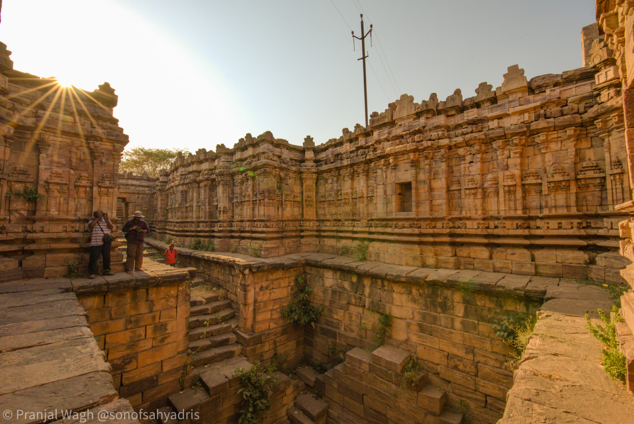 The Jyotirlingas : An introduction to the legends and history of the 12 ...